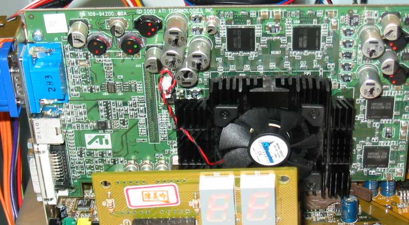 ATI R300 샘플 사진 공개 | 케이벤치 뉴스 전체