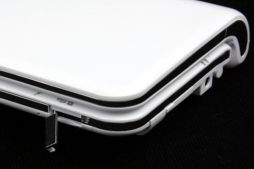 키보드를 가진 MID, UMID mbook | 케이벤치 리뷰