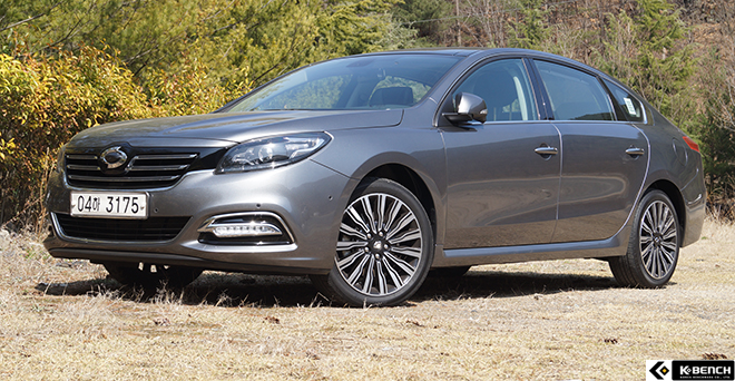 르노삼성 SM6의 뒷 좌석 거주 공간, SM7과 비교해 보니 | 케이벤치 주요뉴스