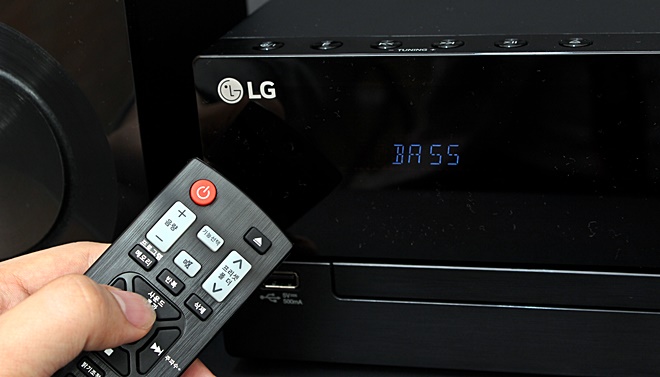 활용성 높은 2016년형 오디오 플레이어, LG 마이크로 오디오 CM2460 | 케이벤치 리뷰