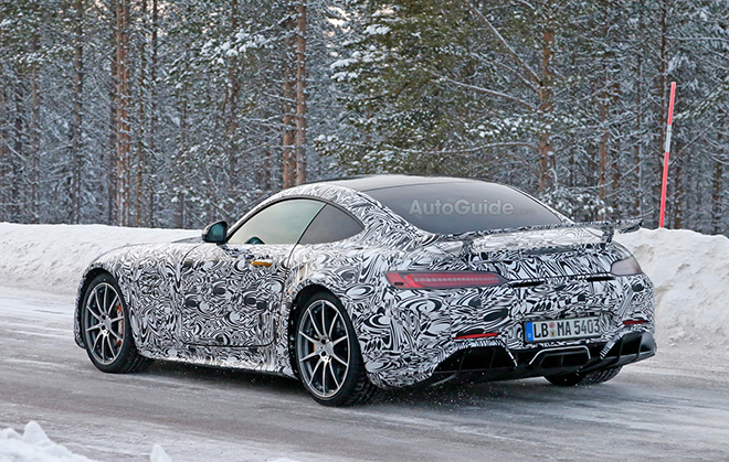메르세데스 벤츠, 고성능 슈퍼카 'AMG GT R', 다음 달에 선봬 | 케이벤치 주요뉴스