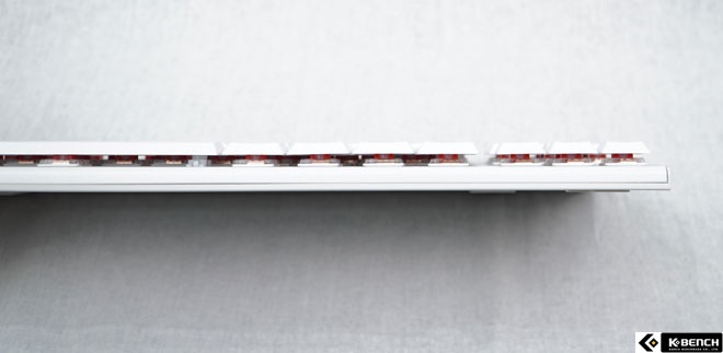 책상 위 공간 활용을 위한 게이밍 키보드, 앱코 K641 TKL SLIM PLUS | 케이벤치 리뷰