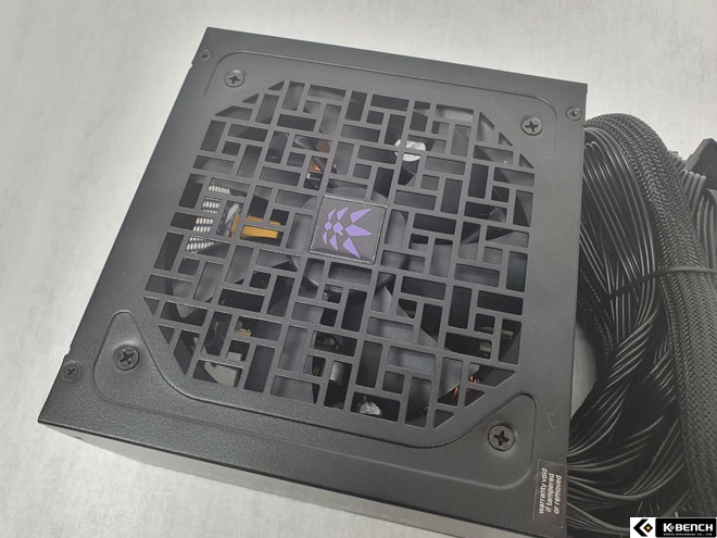 안정성을 극대화한 최신 골드 파워 서플라이, 마이크로닉스 WIZMAX 750W 80PLUS GOLD | 케이벤치 리뷰