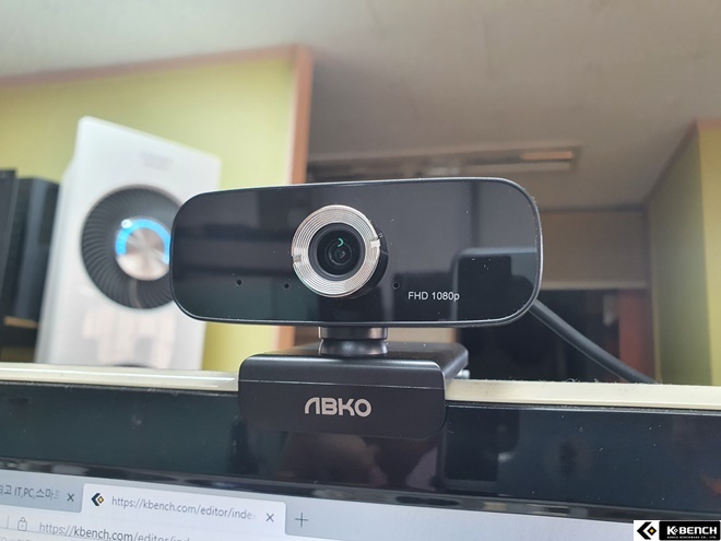 일상화된 화상 회의 환경, 간편하게 사용할 수 있는 초 가성비 웹캠, 앱코 APC 850 | 케이벤치 리뷰