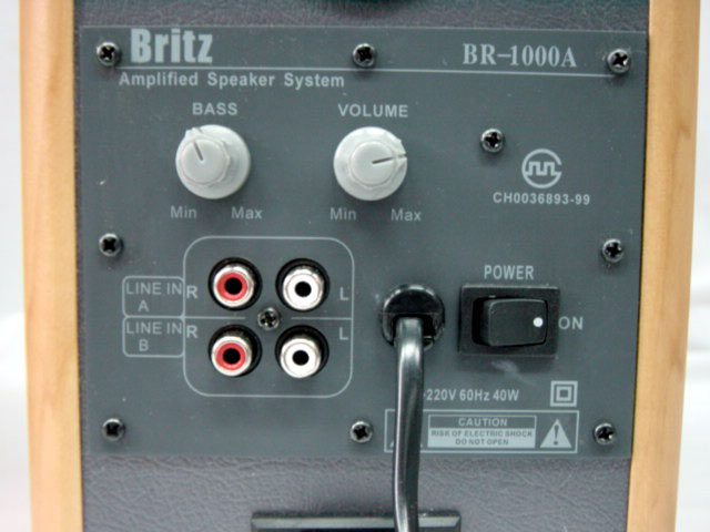 [리뷰] 나무 재질의 스피커 Britz BR-1000A | 케이벤치 리뷰