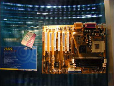 [참관기] COMDEX Fall 2000 Part 4 | 케이벤치 기획특집