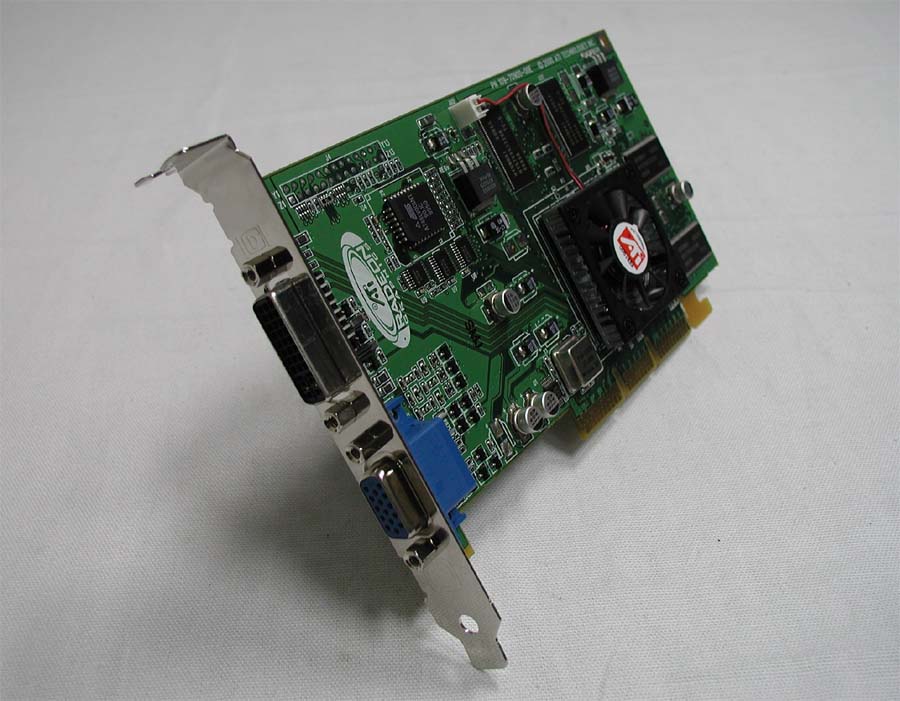 [신상품] ATI RADEON 32MB (SDRAM) | 케이벤치 리뷰