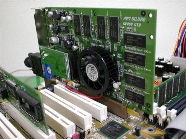 [리뷰]ABIT SILURO GF256 GTS 64MB | Page 3 | 케이벤치 리뷰