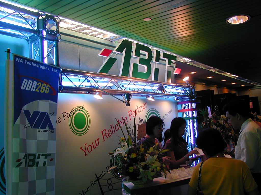 [computex] 메인보드와 Gentus Linux가 함께한 - ABIT | 케이벤치 뉴스 전체