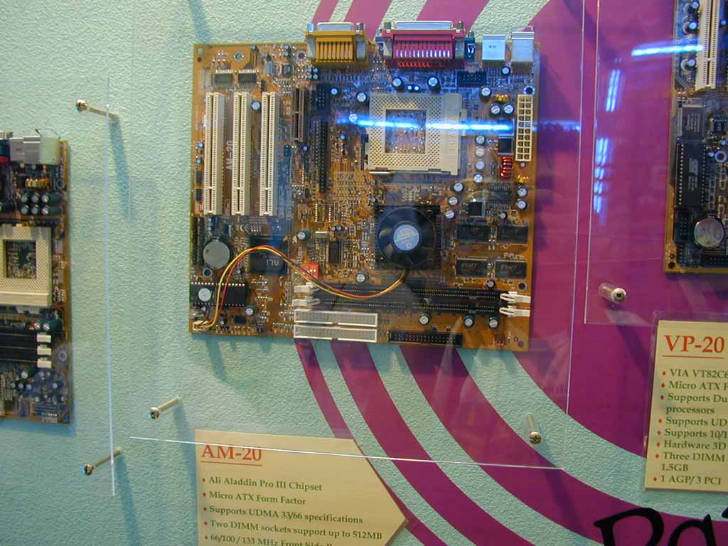 [computex] 메인보드와 Gentus Linux가 함께한 - ABIT | 케이벤치 뉴스 전체